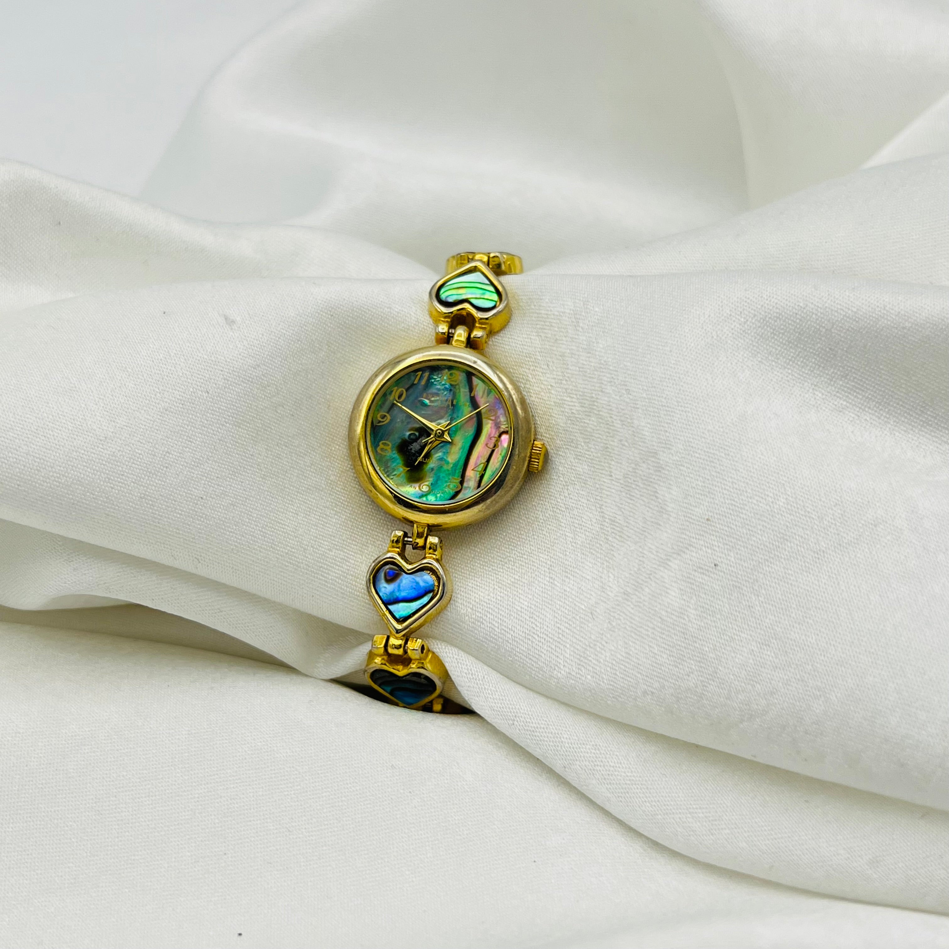 Vintage Women’s Watches & Jewelry — Dainty Dials